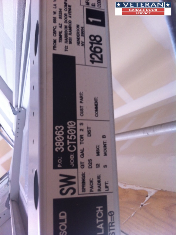 How to determine your Garage Door manufacturer and model?