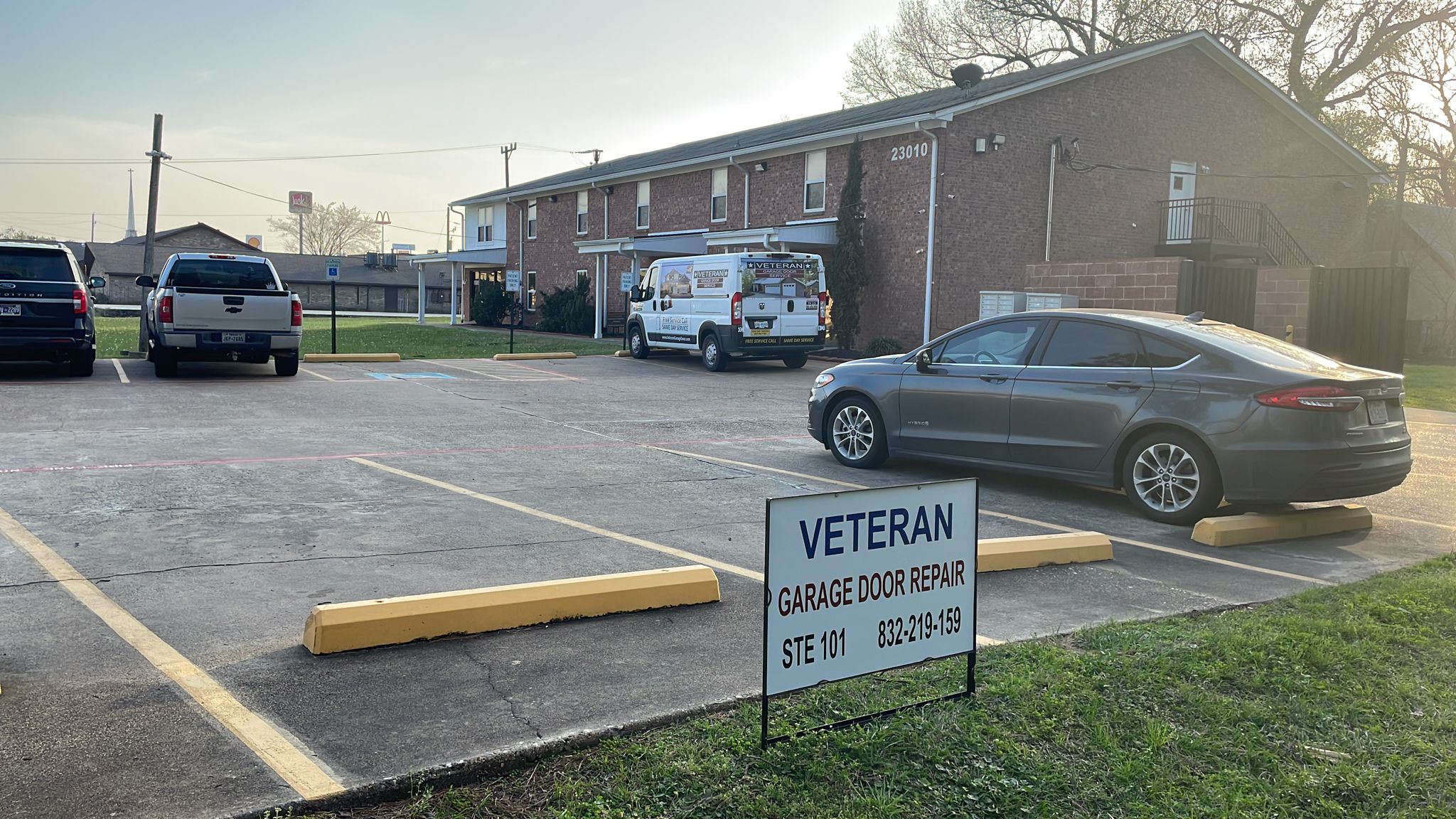 Veteran Garage Door Repair Of New Caney - Texas Homeowner